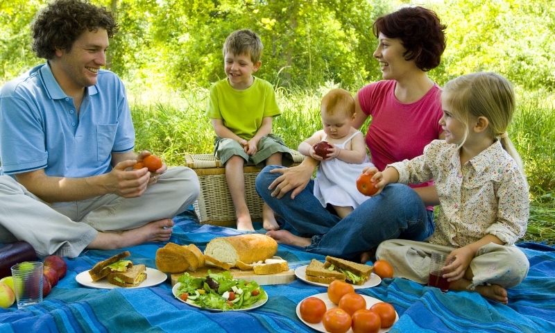 Μία μέρα στην εξοχή με την οικογένεια! - Mothersblog.gr