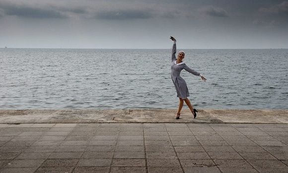 Άννα Αθανασιάδη: Γνωρίστε τη χορογράφο των θεατρικών επιτυχιών και ...