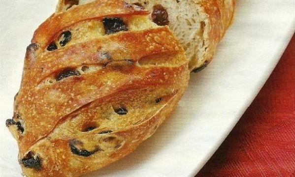 Συνταγή για το πιο νόστιμο σταφιδόψωμο! - Mothersblog.gr