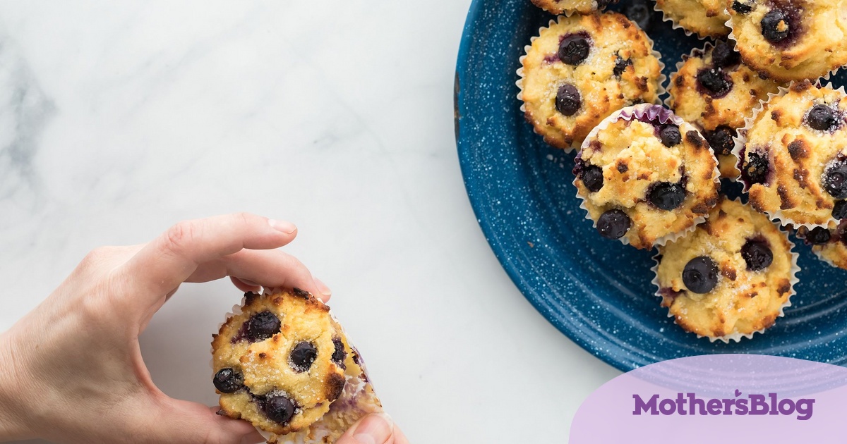 Συνταγή για αφράτα muffins με μπανάνα και μύρτιλα - Mothersblog.gr