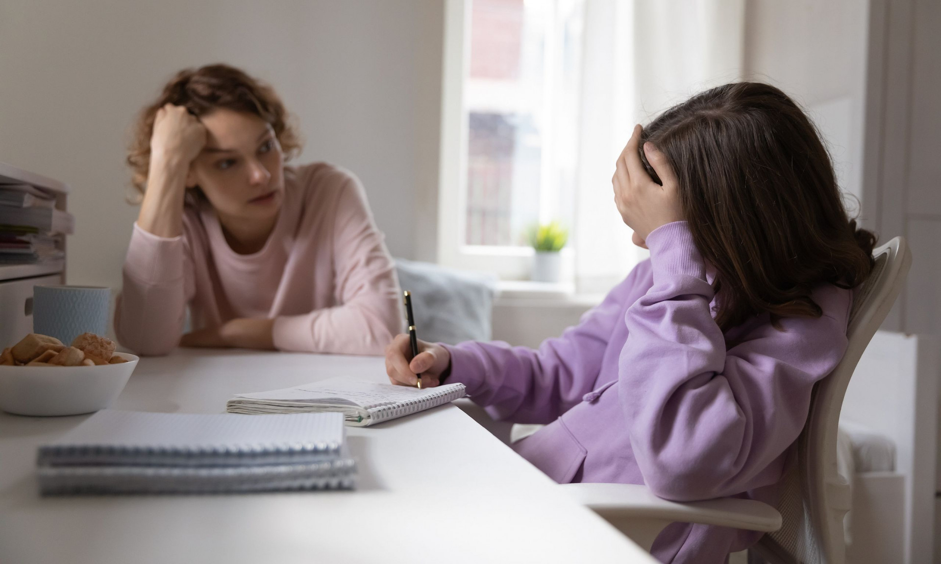 Πανελλήνιες εξετάσεις: Μήπως αγχώνεστε εσείς περισσότερο από ό,τι το ...
